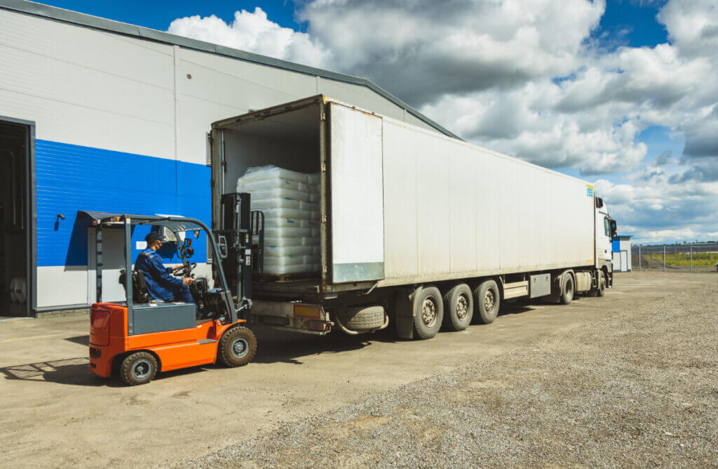 Why Do Warehouses Have Lumpers? - Express Freight Handlers, Inc
