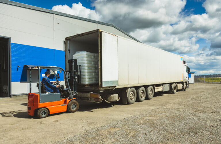 Why Do Warehouses Have Lumpers? - Express Freight Handlers, Inc